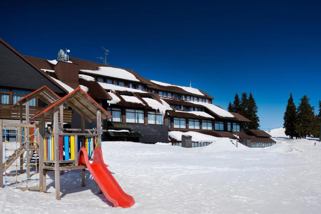 Hotel Planja 4* i Hotel Rogla 3*-SKI PAKET - Konture